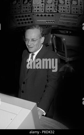 Soviet experimental physicist Vladimir Veksler (1907-1966). Museum ...