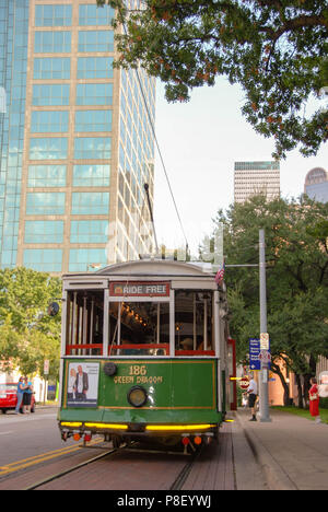 Head on view of one of the streetcars on the McKinney Avenue Trolley ...
