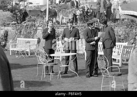 Stardust (1974) David Essex, Keith Moon, Karl Howman, Paul Nicholas ...