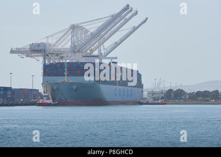 The Giant COSCO SHIPPING Container Ship, CSCL AUTUMN Departing The Port ...