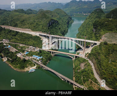 Anshu, Anshu, China. 12th July, 2018. Anshun, CHINA-The concrete arch ...