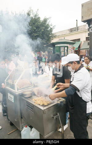 Street food Lima, Peru Stock Photo - Alamy