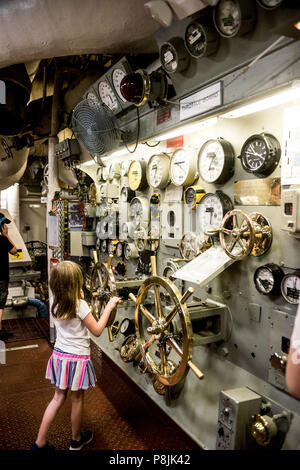 engine room images from the USS Midway Stock Photo - Alamy