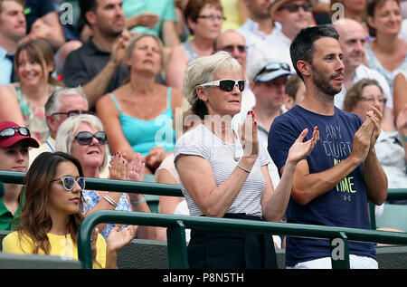 Jamie Murray with his wife Alejandra Gutierrez, mother Judy and father ...