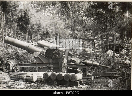 38 cm Haubitze bei Maohinje.27.8.17. (BildID 15600620 Stock Photo - Alamy