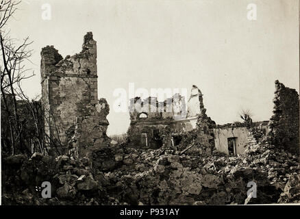 Selo, zerschossene Kirche Stock Photo - Alamy