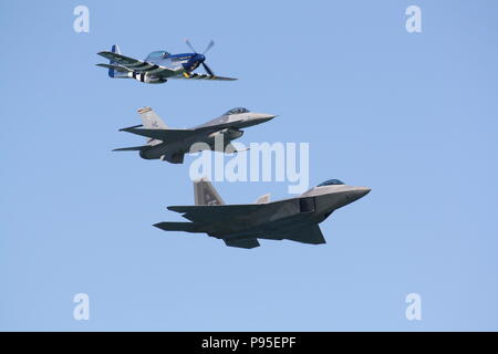 Lockheed-Boeing-General Dynamics YF-22 Raptor cockpit 3 USAF Stock ...