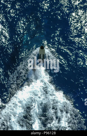 Royal Australian Navy Collins class submarine HMAS Rankin, on synchro ...