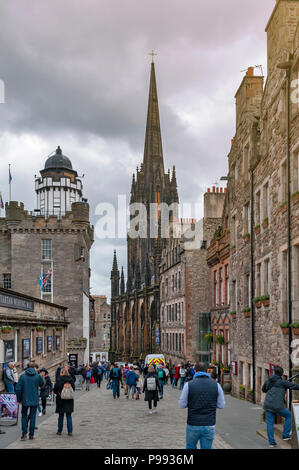 Royal Mile Market & Tron Kirk entrance, Edinburgh Royal Mile, Scotland ...