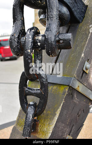 5 Ton Admiralty pattern Anchor from the HMS Conway displayed at ...