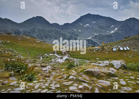 Amazing Landscape of Kamenitsa peak and path to Tevno Lake, Pirin ...