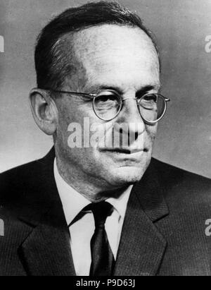 Soviet experimental physicist Vladimir Veksler (1907-1966). Museum ...