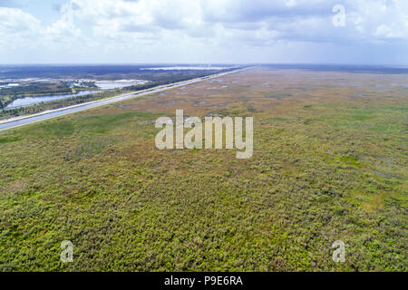 Aerial view of Everglades National Park and the Ten Thousand Islands ...