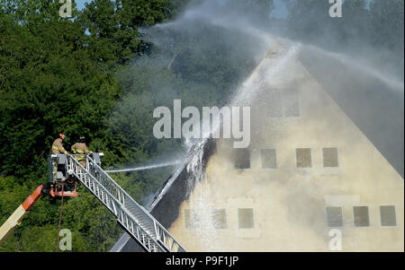 Wadsworth, Illinois, USA. 17th July, 2018. Gurnee Illinois firefighters ...