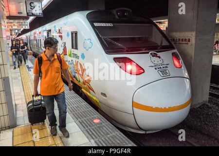 Hello Kitty,cat,design,Taroko,Express,train,livery,Eva Air,sponsored ...