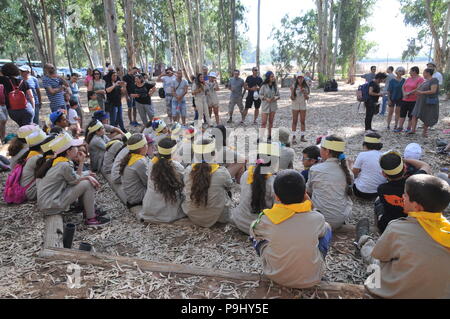 Children at the Israeli Scouts Youth Movement Stock Photo - Alamy