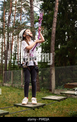 Construction of a new high rope course, Center Parcs Park Hochsauerland ...
