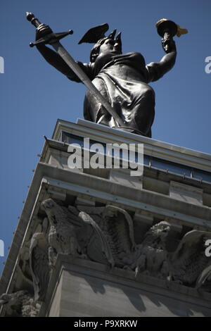 Lady Victory Statue at Monument Circle in Indianapolis Stock Photo - Alamy