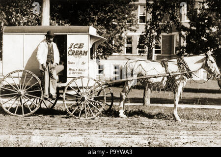 Nostalgic Ice Wagon Stock Photo - Alamy