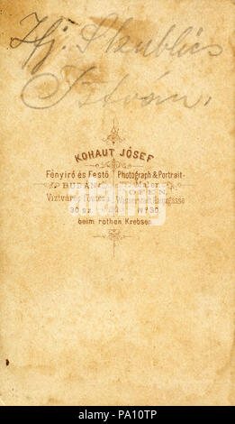 Fő utca 30., Kohaut Jósef fényíró és festő. A felvétel 1863-ban készült ...