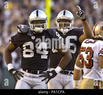 November 3, 2002 - Oakland, California, U.S - Oakland Raiders defensive ...