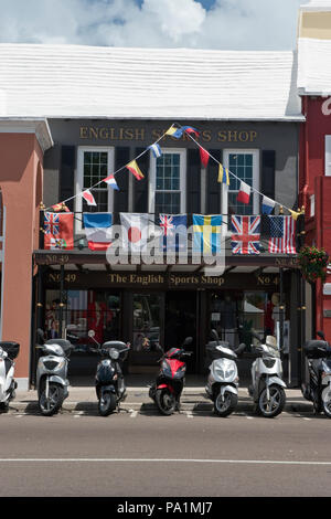 Bermuda Hamilton Front Street shops shopping yellow building Stock ...