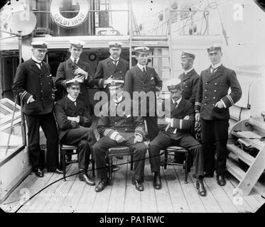British Royal Navy . Officers and crew of HM Submarine D 6 . 1914 HMS ...