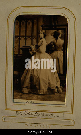 Carte de visite of Mrs Allen Bathurst (1839 1872 Stock Photo - Alamy
