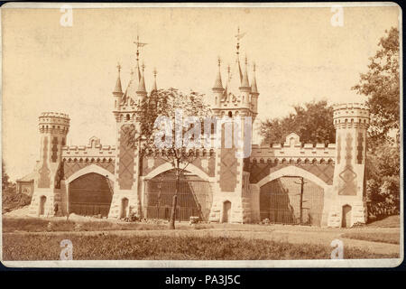 Bear Pits. St. Louis Fairgrounds Stock Photo - Alamy