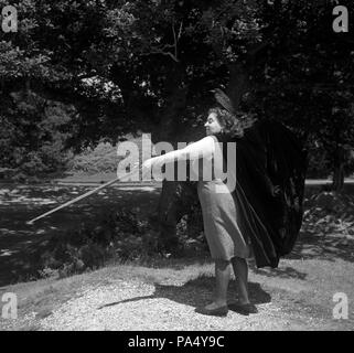 Sybil Leek, Chief Witch of the New Forest, plays a violin Stock Photo ...