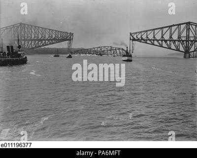 Quebec Bridge Collapse of 1907 Stock Photo - Alamy