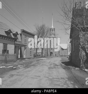 The Mohawk nation of Kahnawake native community on south shore of the ...