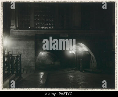 Gwendolyn Morris The Adelphi Arches Stock Photo - Alamy