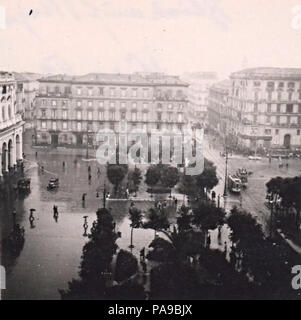 Napoli, Piazza Garibaldi 10 Stock Photo - Alamy