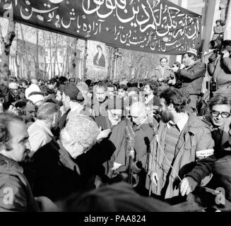 164 Mahmoud Taleghani 13 January 1979 speech in Tehran University (06 ...