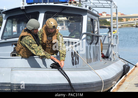 U.S. Navy 34-foot Sea Ark Dauntless patrol boats assigned to Delta ...