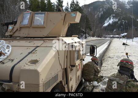U.S. Army Soldiers traverse the land navigation course during the Army ...