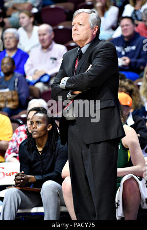 Seattle Storm head coach Dan Hughes directs his team against the Los ...