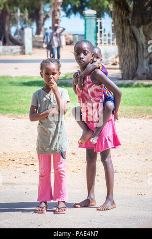 Mandinka Girls - Sierra Leone, Africa Stock Photo - Alamy