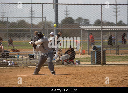 SLADE CUTTER PARK, NORFOLK, VA - Marines and sailors take part in a ...