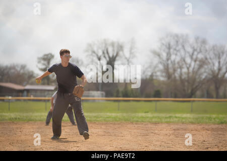 SLADE CUTTER PARK, NORFOLK, VA - Marines and sailors take part in a ...