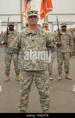 FORT MEADE, Md - Lt. Col. Chaveso Cook, the incoming commander for the ...