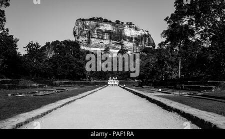 Lions Rock Sigiriya, SriLanka, Visit Sigiriya Stock Photo - Alamy