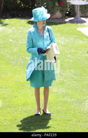 Royal Ascot 2018 - Day 5 Featuring: Kelly Brook Where: Ascot, Berkshire ...