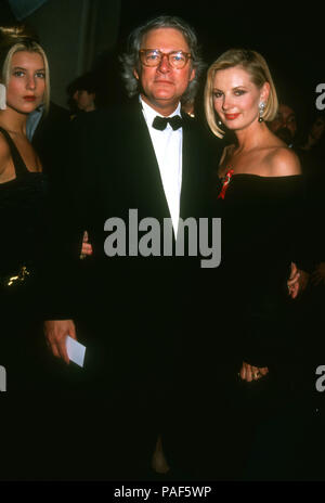 Barry Levinson With Wife Dianna Rhodes And Daughter Michelle Levinson ...
