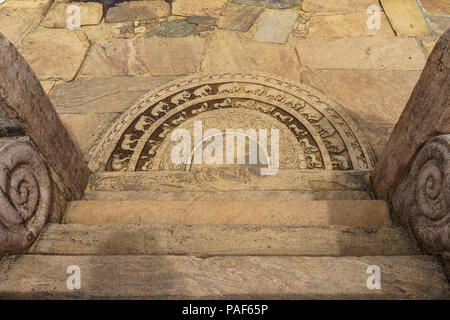 Detail of a moonstone in Anuradhapura, Sri Lanka Stock Photo - Alamy
