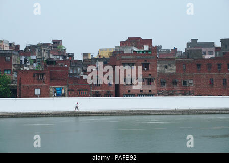 Santokhsar, one of Amritsar's five sarovars (sacred pools Stock Photo ...