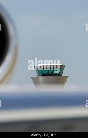 control-tower, Pratt&Whitney JT8D-217 engine intake and leading-edge of ...
