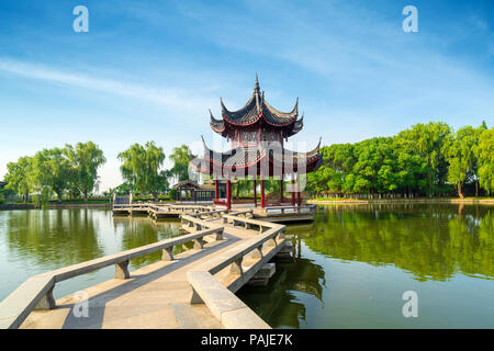 Jiuqu Bridge in Yuyuan, Shanghai Stock Photo - Alamy