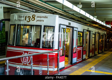 Underground funicular (aka the Tunel), Istanbul, Turkey Stock Photo - Alamy